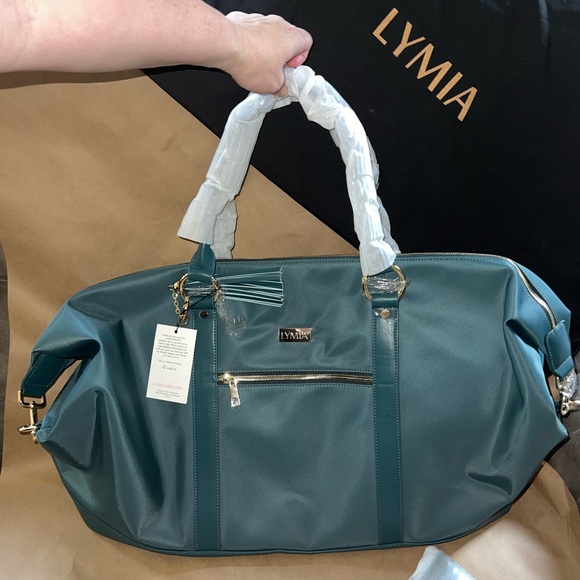 Lymia | Bags | Lymia Weekender Steal The Show | Poshmark